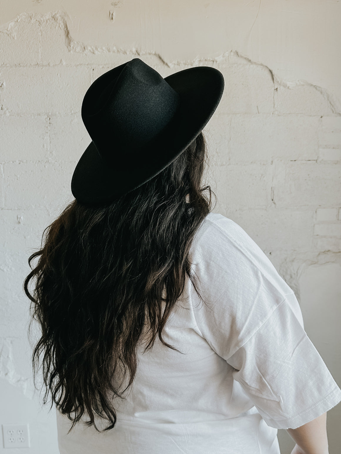 Wide Brim Hats – Zig Zag Galleries